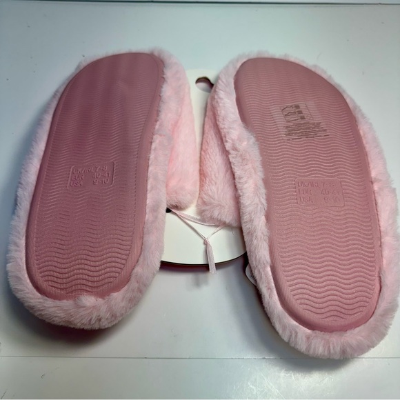 Primark | Shoes | Nwt Hello Kitty Womens Fluffy Faux Fur Slippers Size ...